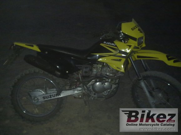 Suzuki DR 200 SE gallery